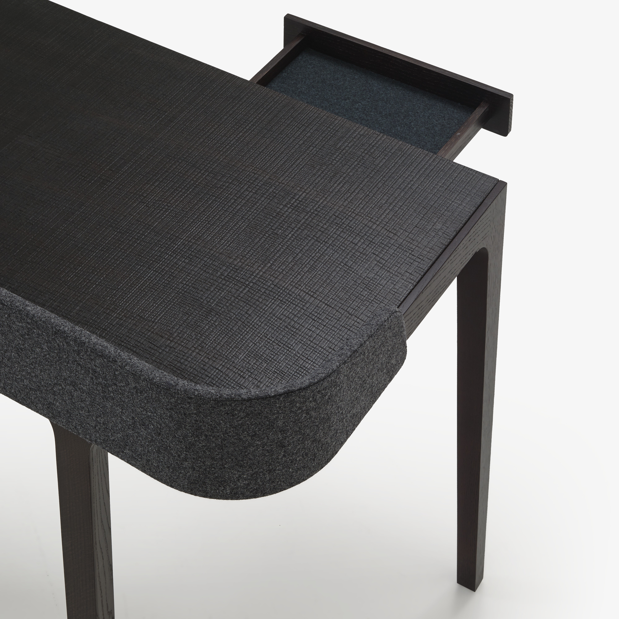 Desks & Secretaires Inside world Desk - Ligne Roset